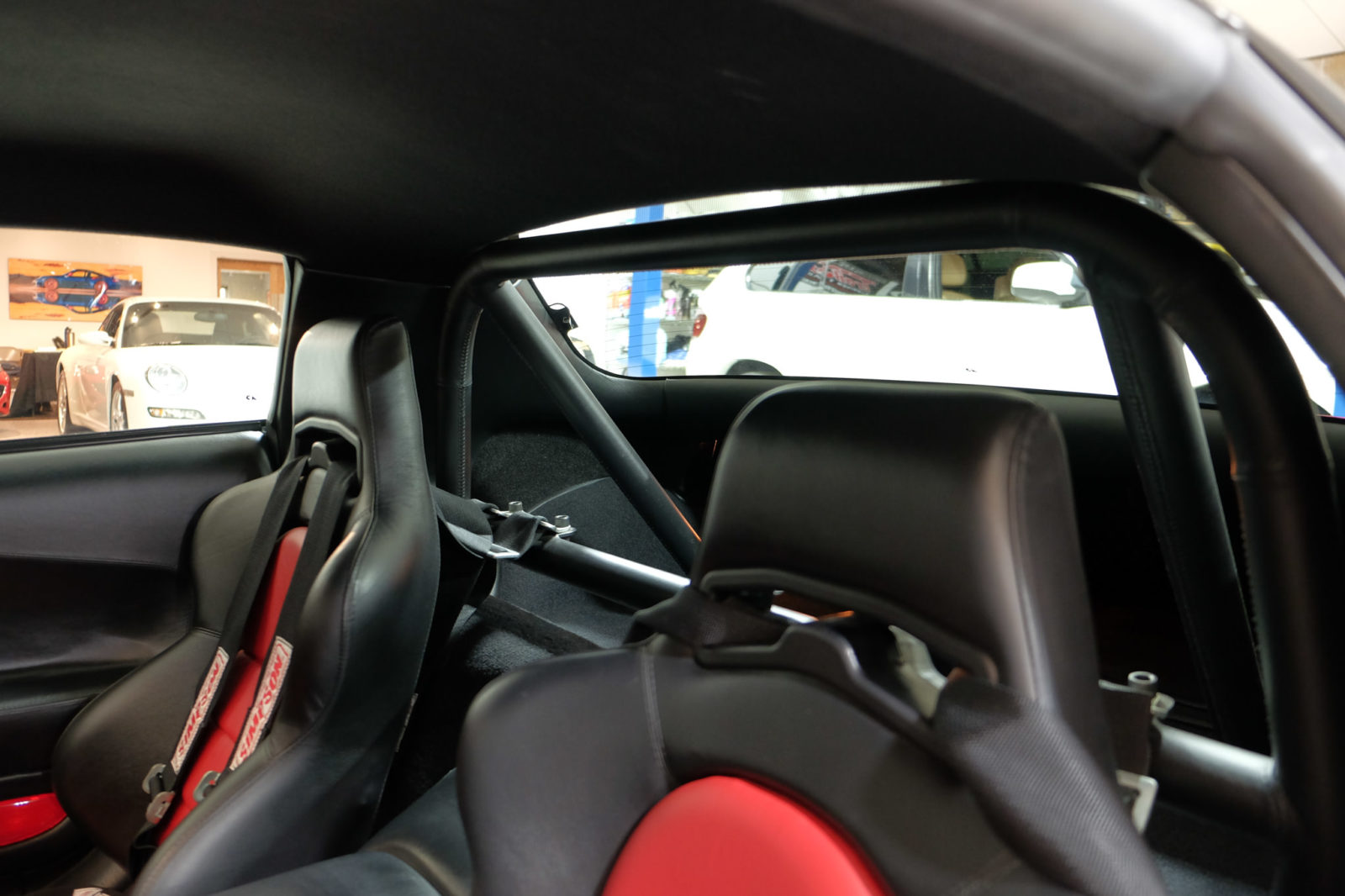 The Callaway C12 – A Rare American-German Supercar Capable Of 200+ MPH