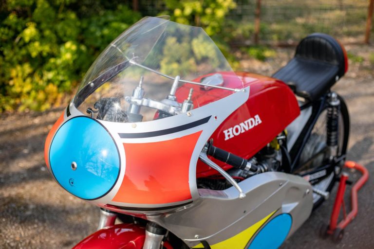 For Sale: A Street-Legal 1977 Honda CB500 Race Bike
