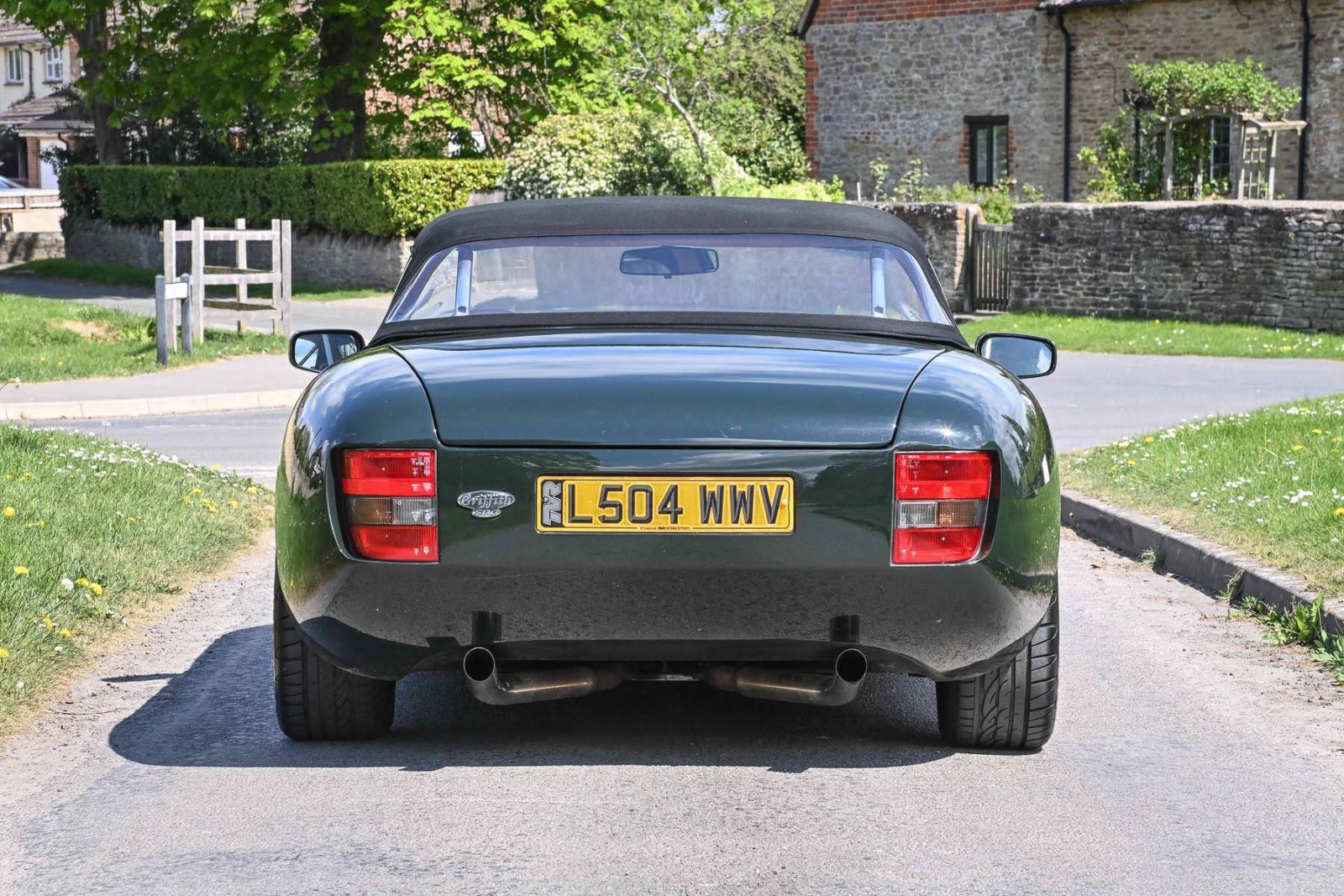 The TVR Griffith 500 – A Rare V8 Roadster From The 1990s