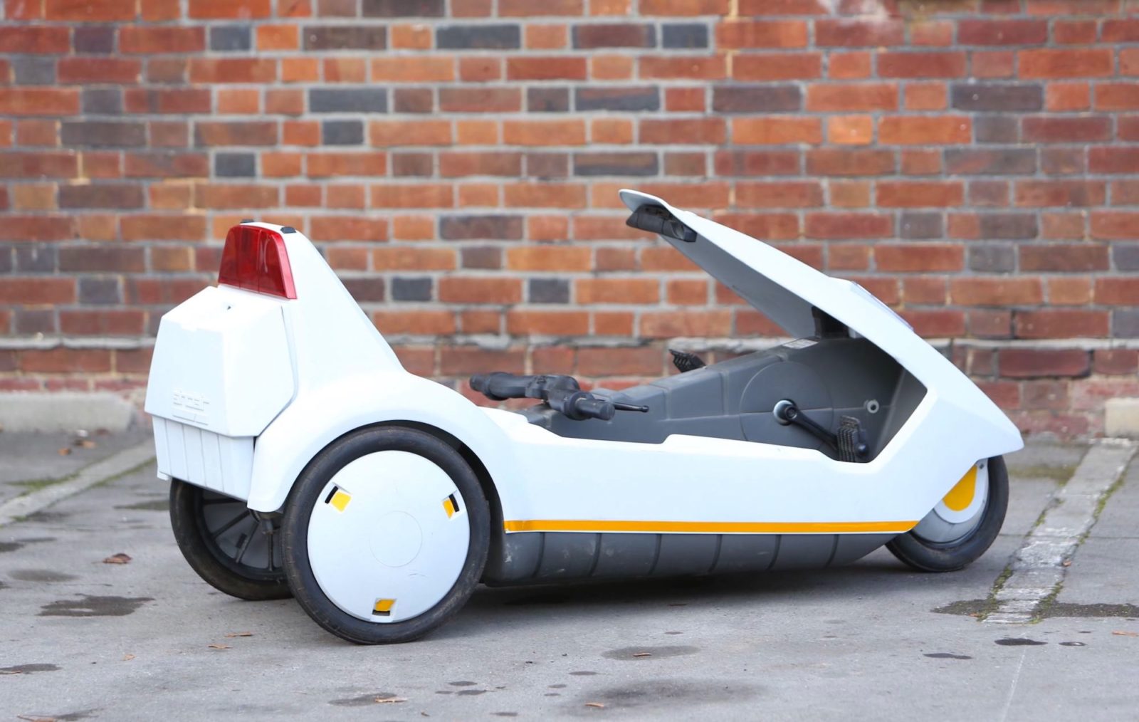 Futuristic Project Vehicle: An Original Sinclair C5 From 1985