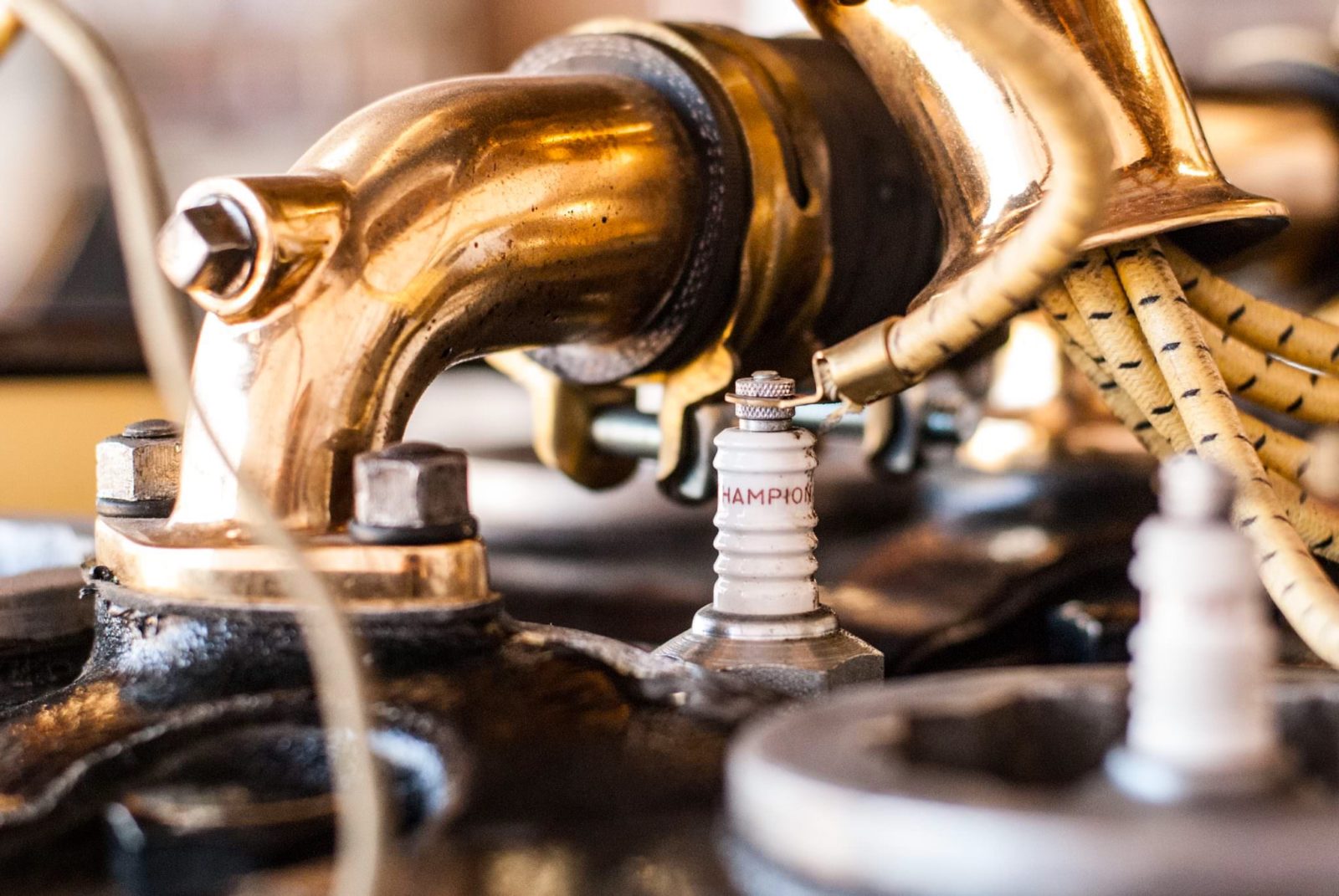 For Sale: A 15.3 Liter Seagrave T-Head Straight-Six Engine From 1916