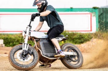 Switch eScrambler: The World's First Production Electric Scrambler
