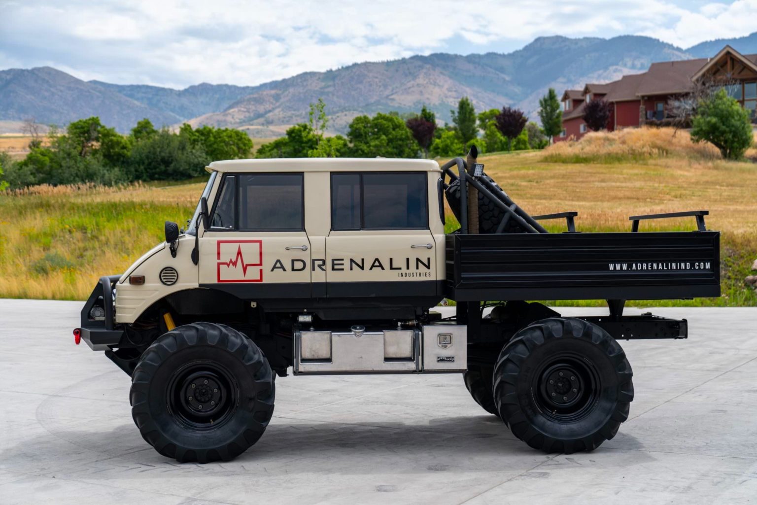 MY FEEDLY: The King Of 4x4s: A Mercedes-Benz Unimog 416 Doka