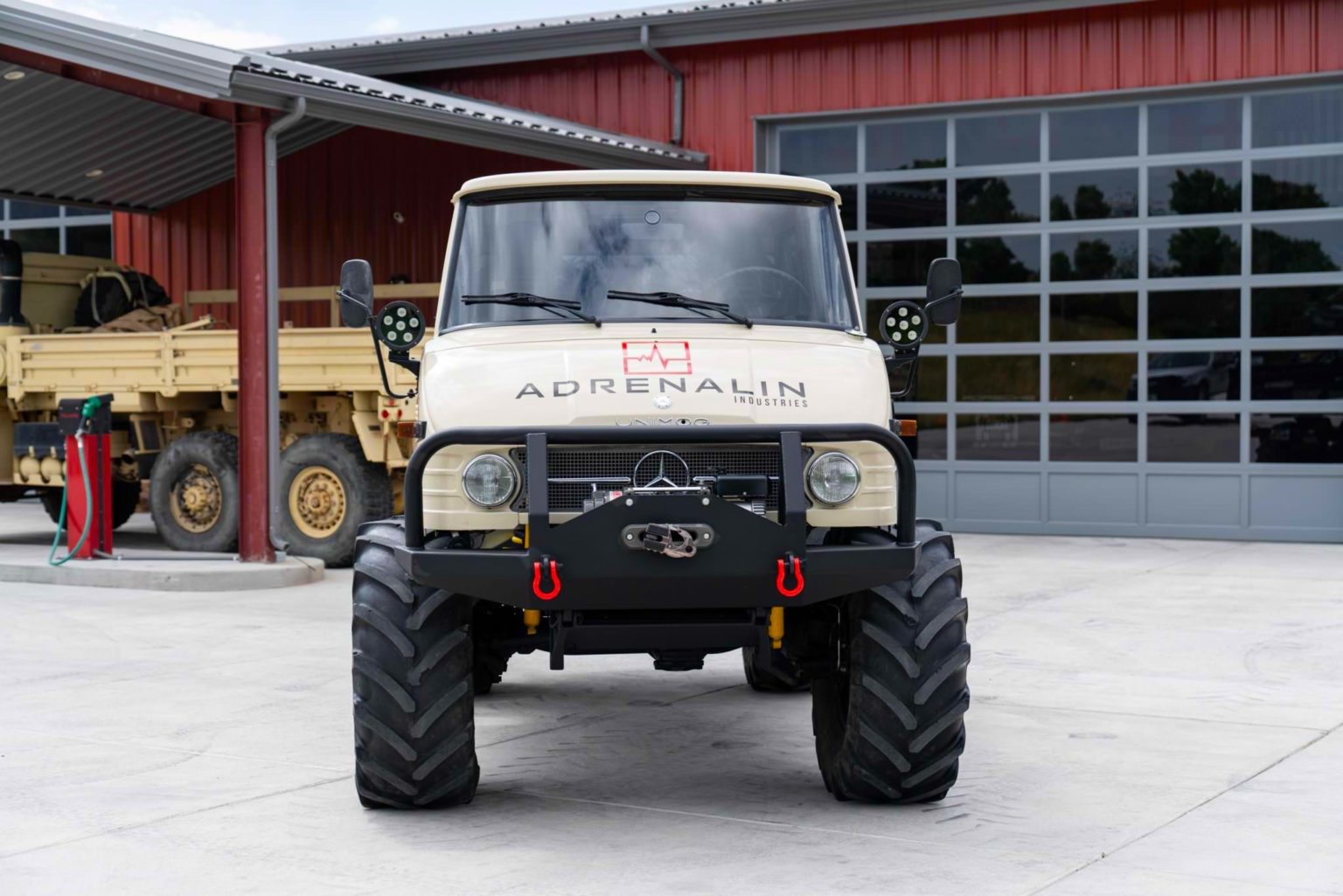 The King Of 4x4s: A Mercedes-Benz Unimog 416 Doka