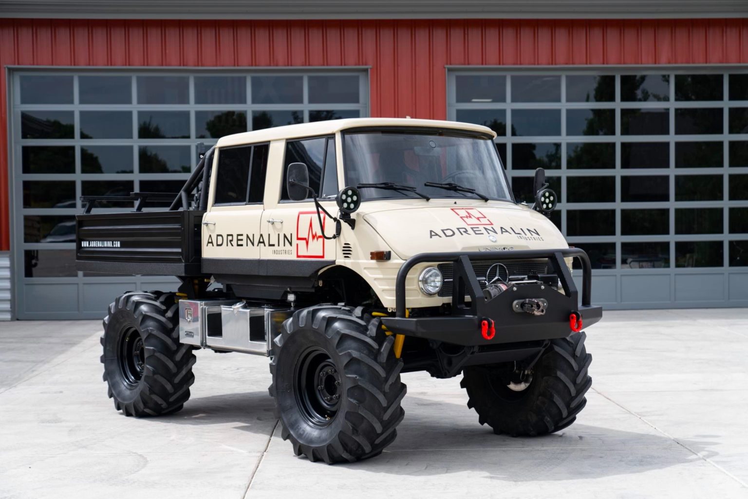The King Of 4x4s: A Mercedes-Benz Unimog 416 Doka