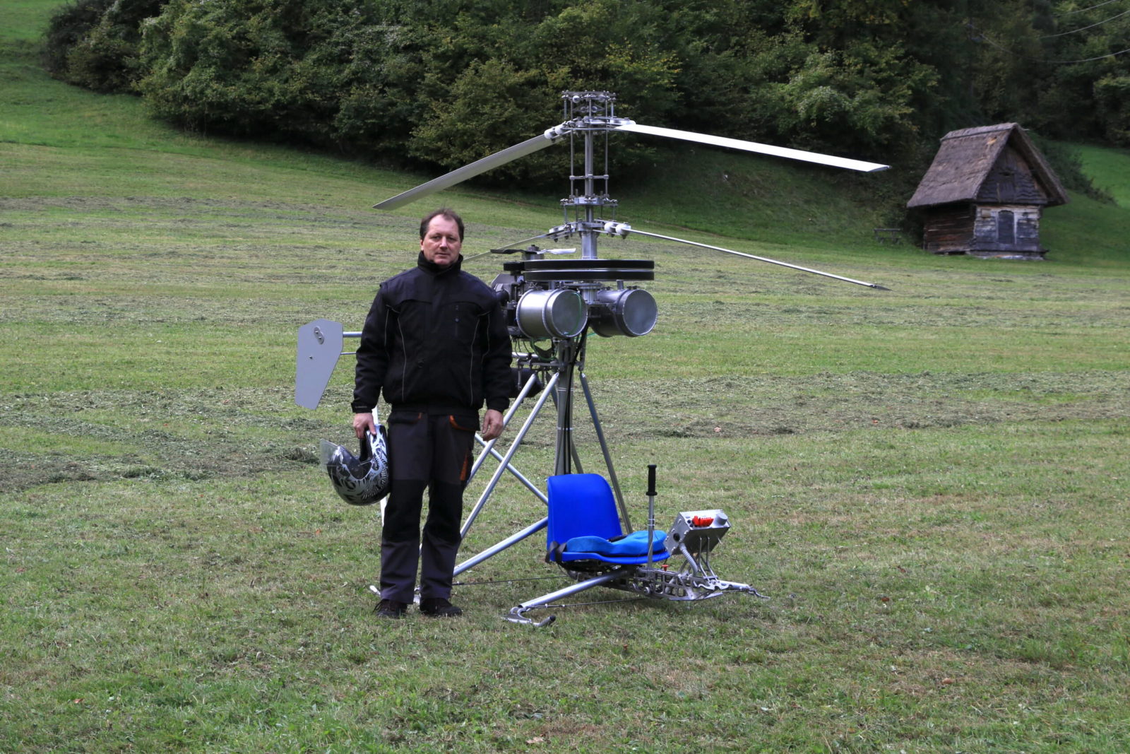 This Is The Mirocopter SCH-2A – The Cheapest Production Helicopter On Earth