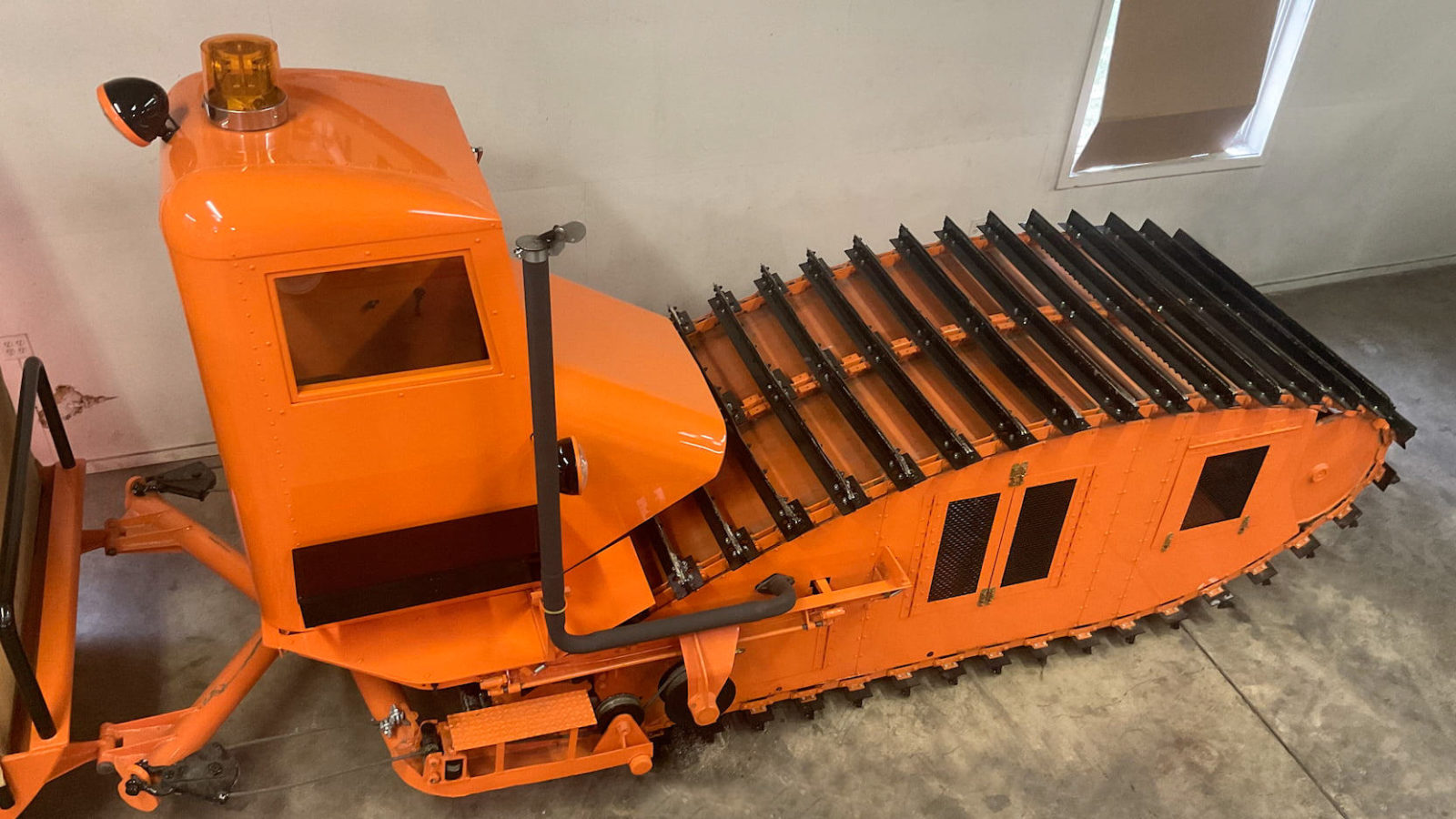 The Weirdest Snow Mobile In The World: The Monarch Sno-Motor