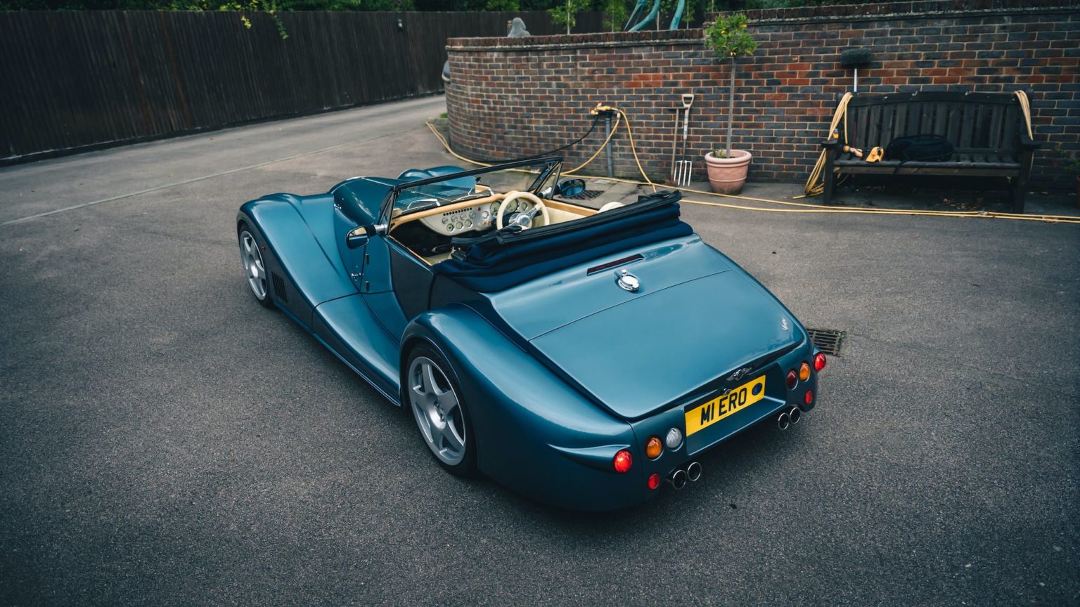 For Sale: A Morgan Aero 8 – An Unusual British Supercar