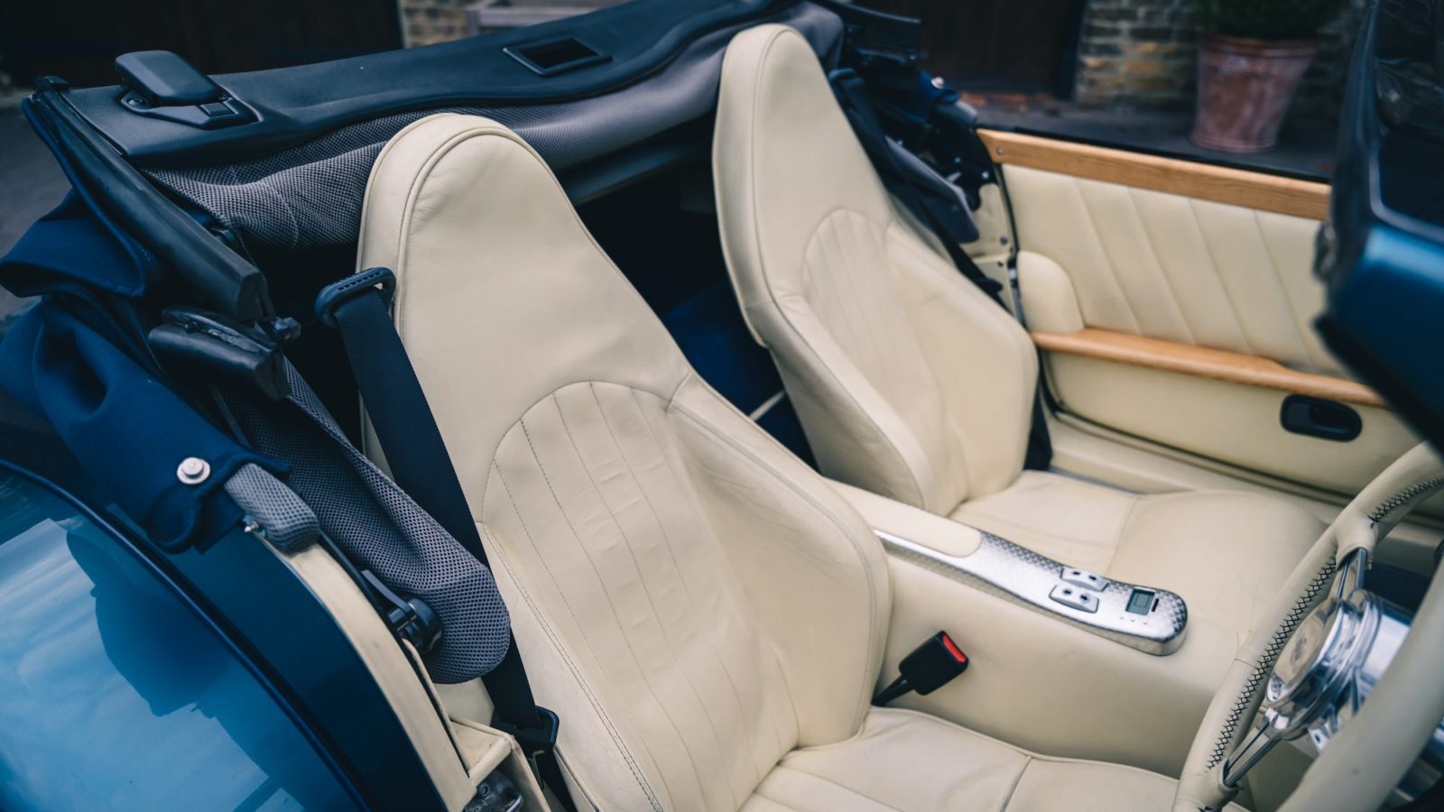 For Sale: A Morgan Aero 8 – An Unusual British Supercar