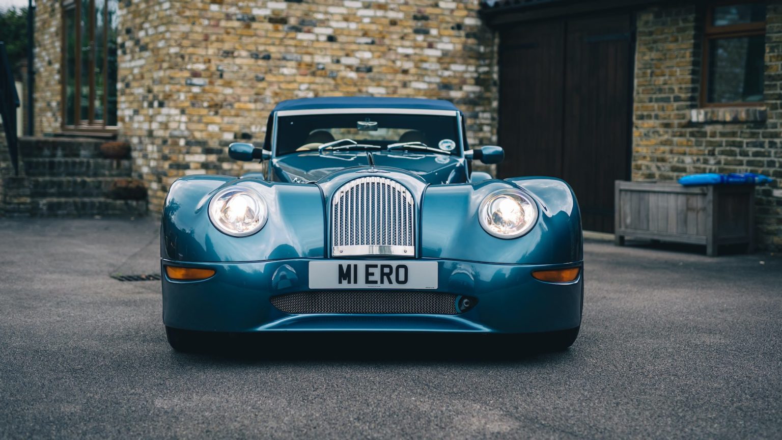 For Sale: A Morgan Aero 8 – An Unusual British Supercar
