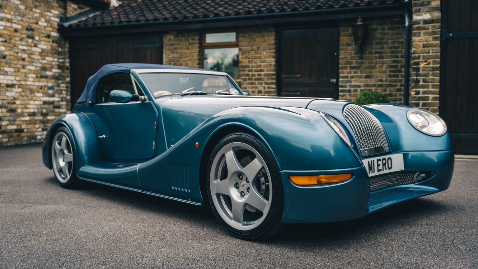 For Sale: A Morgan Aero 8 – An Unusual British Supercar