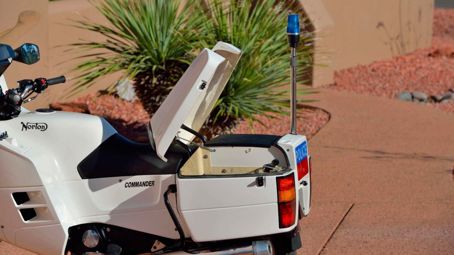 A Rare 1989 Norton Commander – A Wankel Rotary-Powered Motorcycle