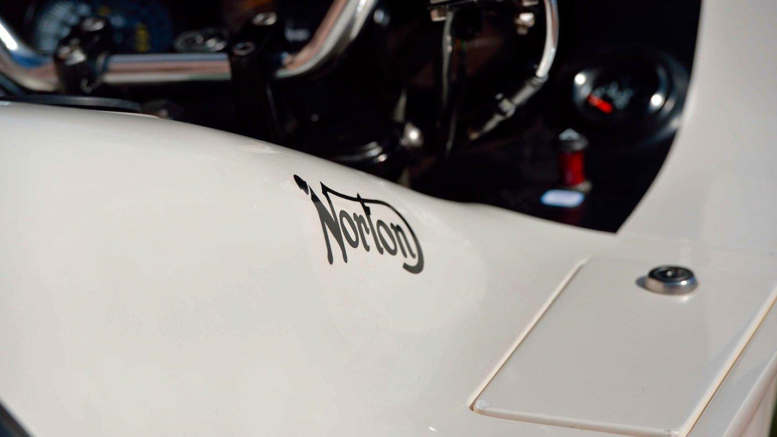 A Rare 1989 Norton Commander – A Wankel Rotary-Powered Motorcycle