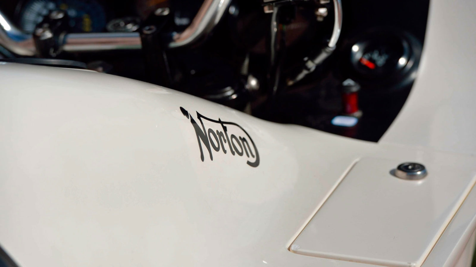 A Rare 1989 Norton Commander – A Wankel Rotary-Powered Motorcycle