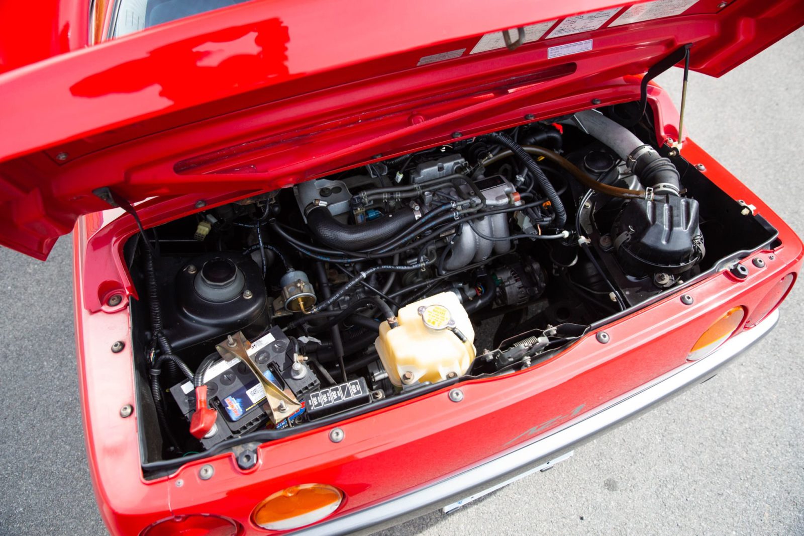 An Affordable Mid-Engined Gullwing Sports Car: The Autozam AZ-1