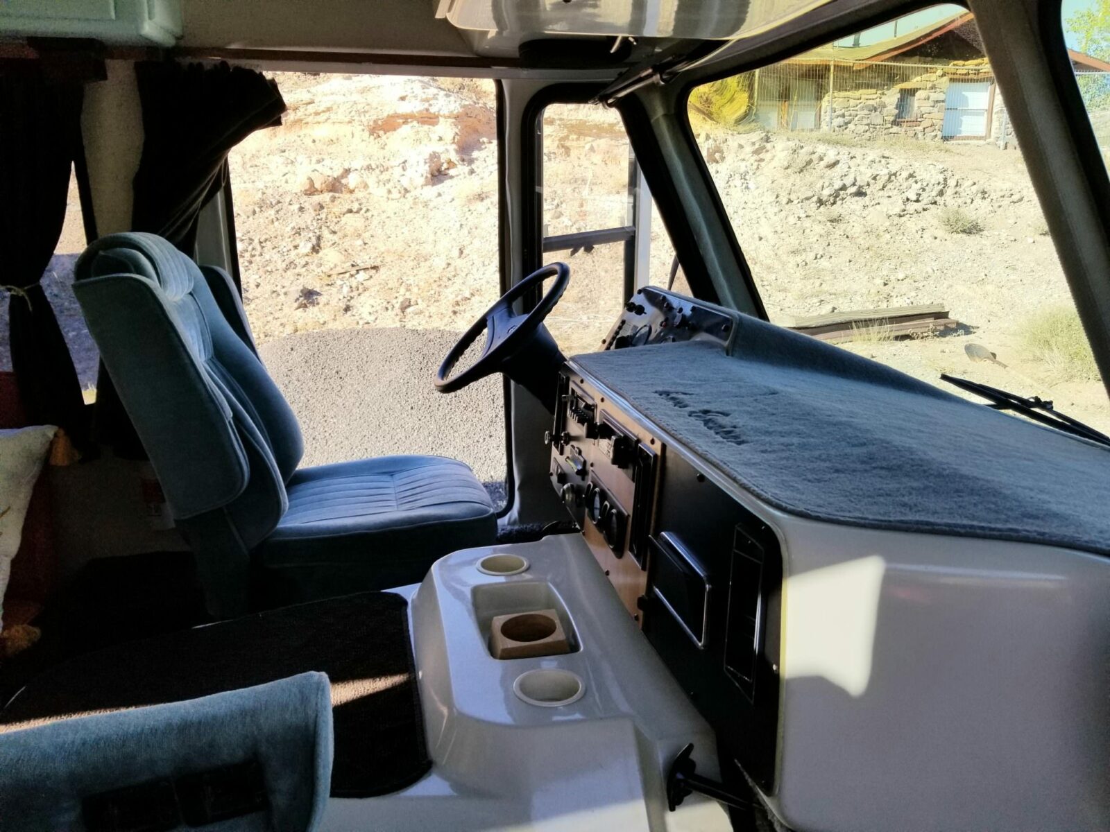 A Gardner-Pacific Aero Cruiser Motorhome - BestMotoSport