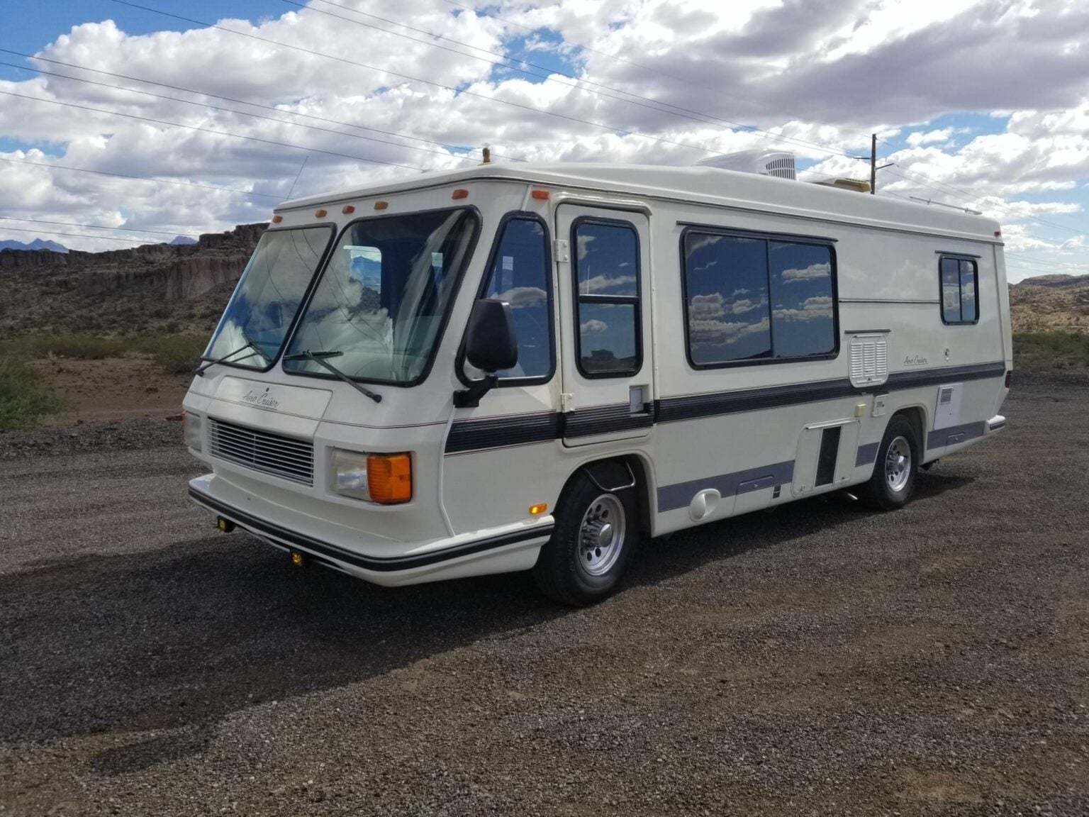 A Gardner-Pacific Aero Cruiser Motorhome - BestMotoSport