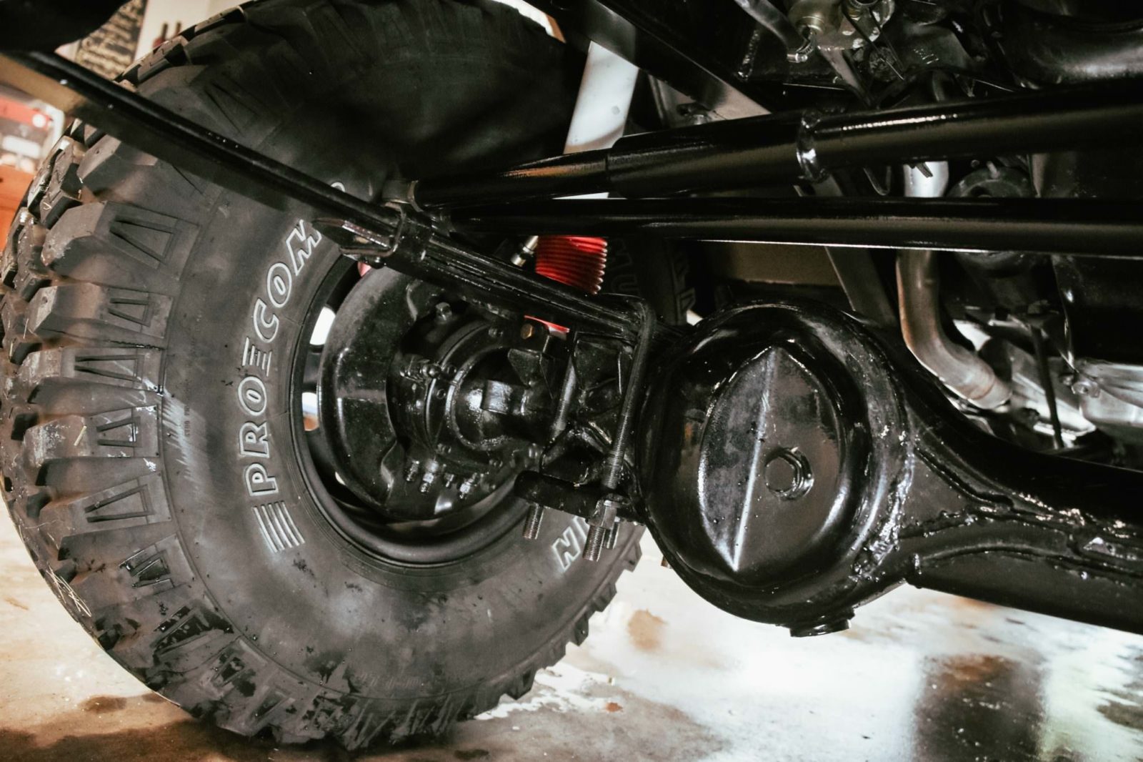 A 327 V8 Swapped Worldwide Harvester Scout 80 - BestMotoSport