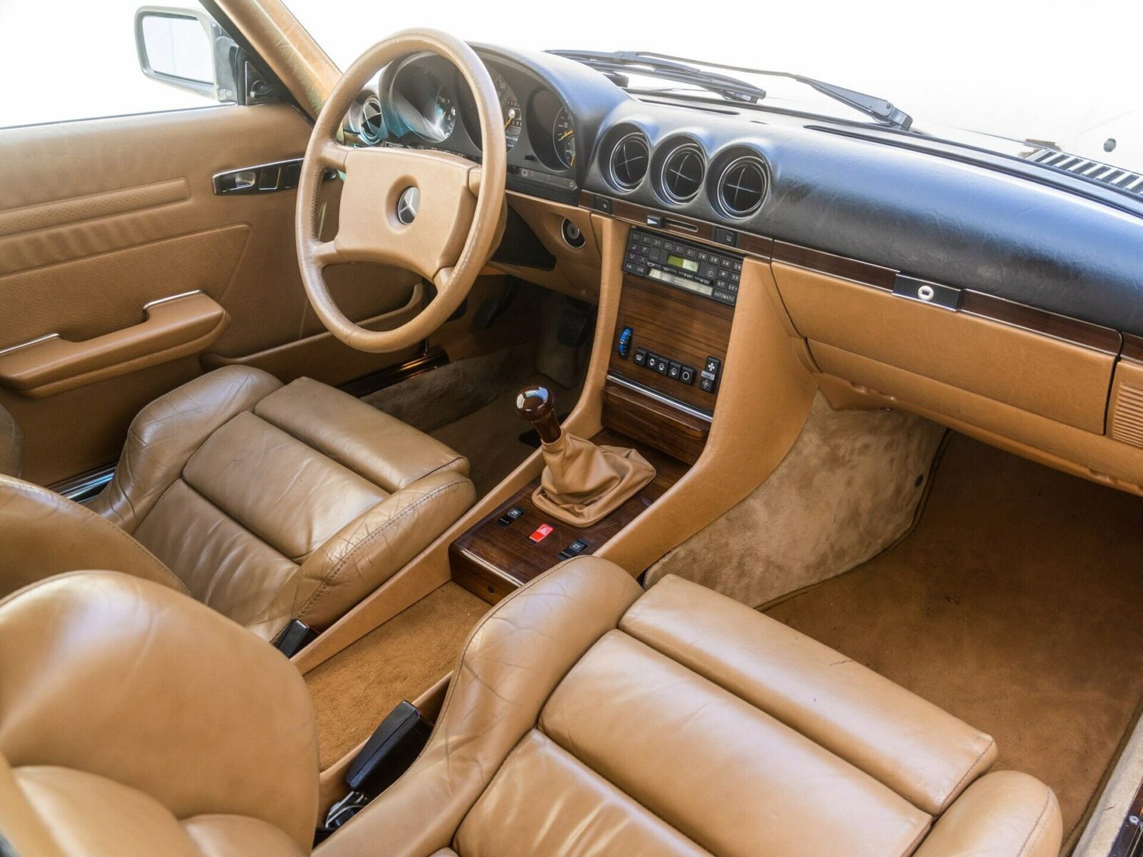 The Mighty Mercedes-Benz 500 SL AMG 5.0