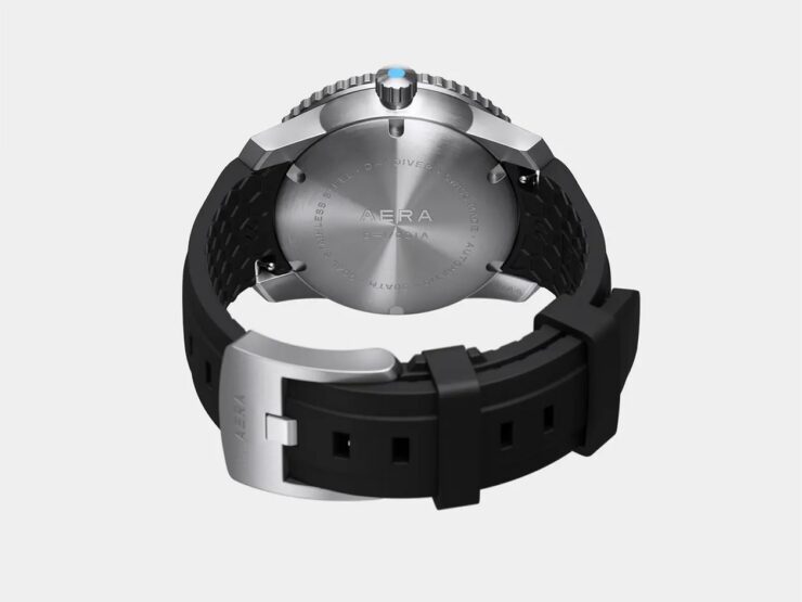 The Aera D–1 Diver: An Automatic Dive Watch For The 21st Century
