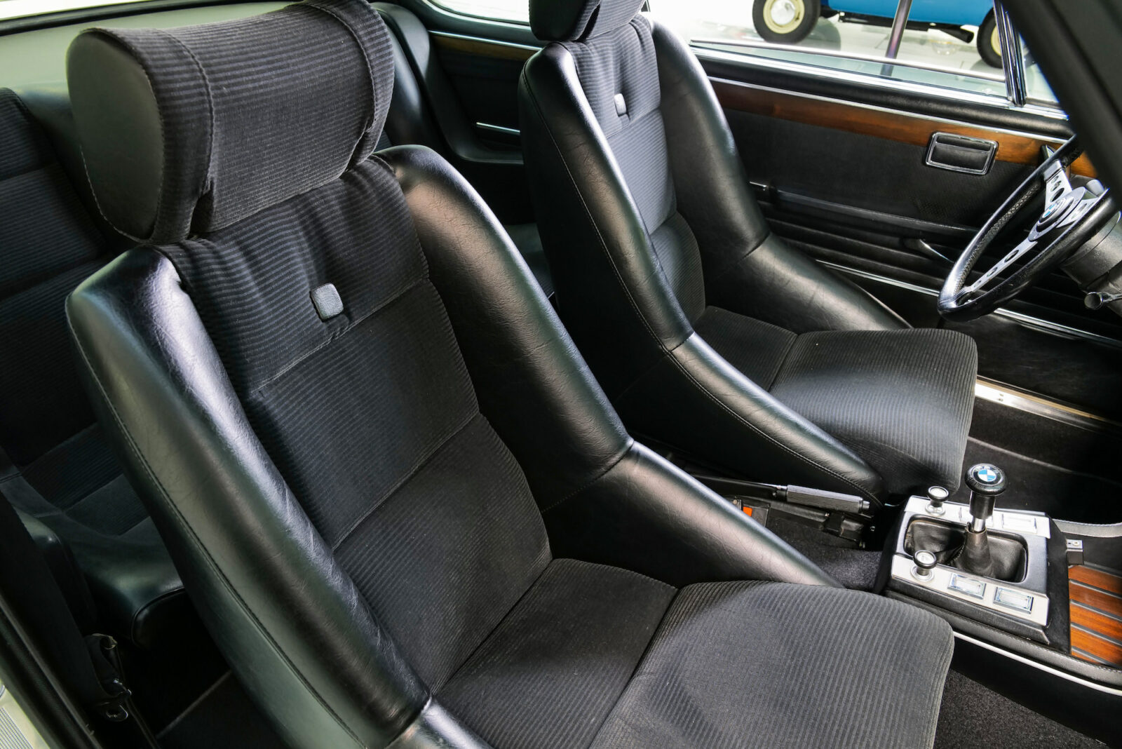 The "Bavarian Batmobile" – A 1975 BMW 3.0 CSL - BestMotoSport