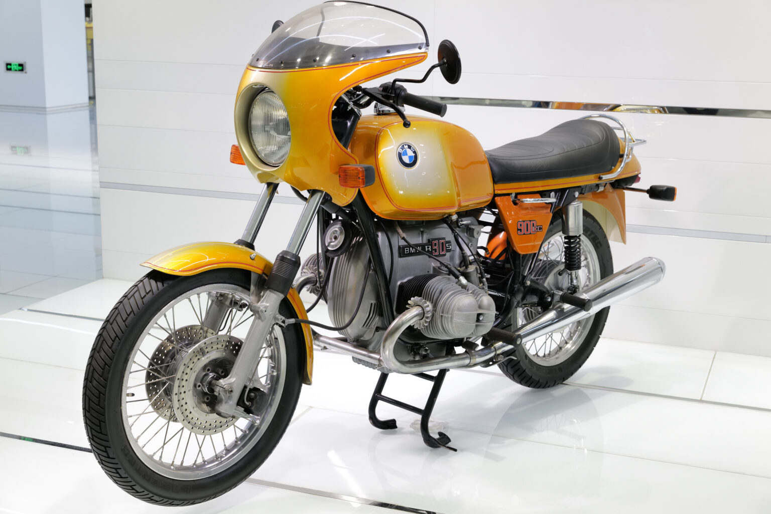 BMW R90S – "The Motorcycle That Saved BMW"