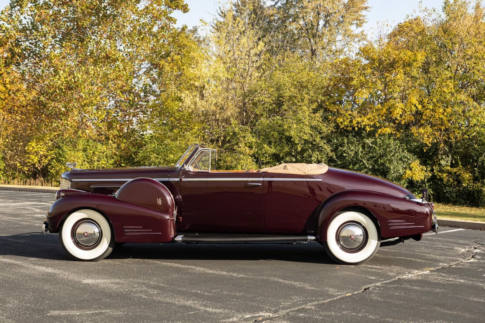 The World's First Production V16: The Cadillac Sixteen