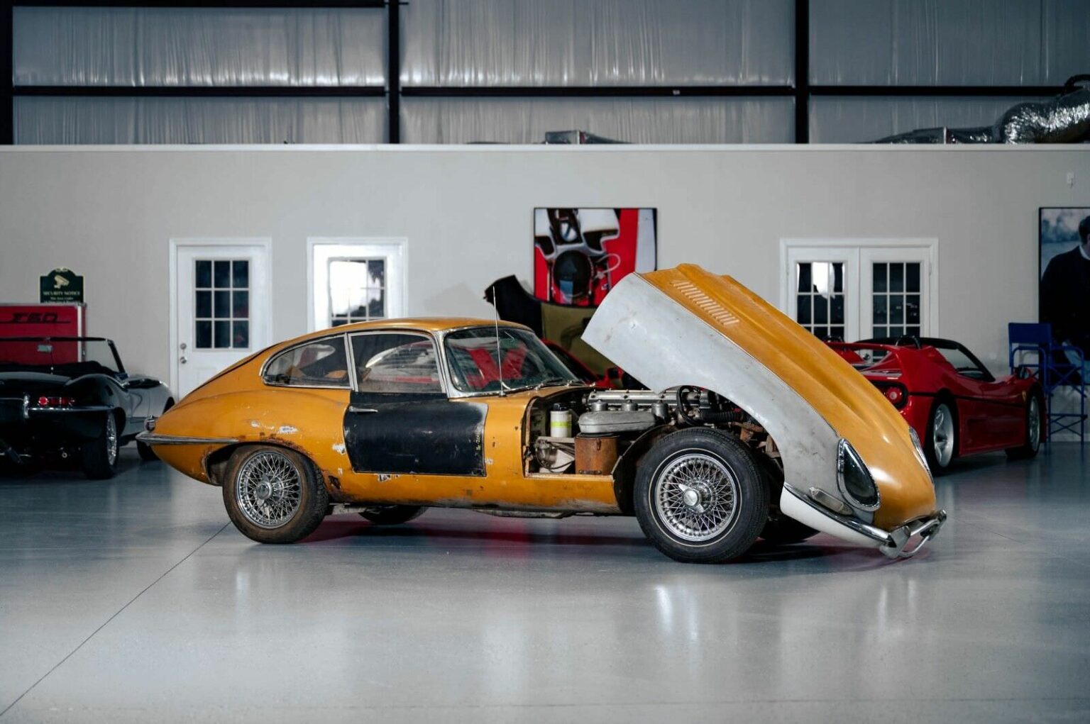 "The Most Beautiful Car Ever Made" – A Jaguar E-Type Project Car