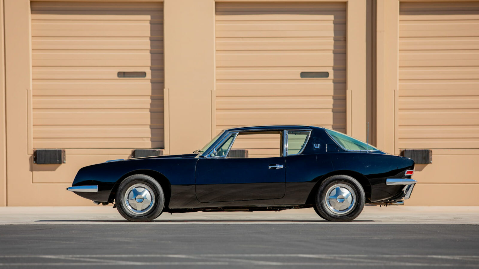 Studebaker Avanti "The World's Fastest Production Car"
