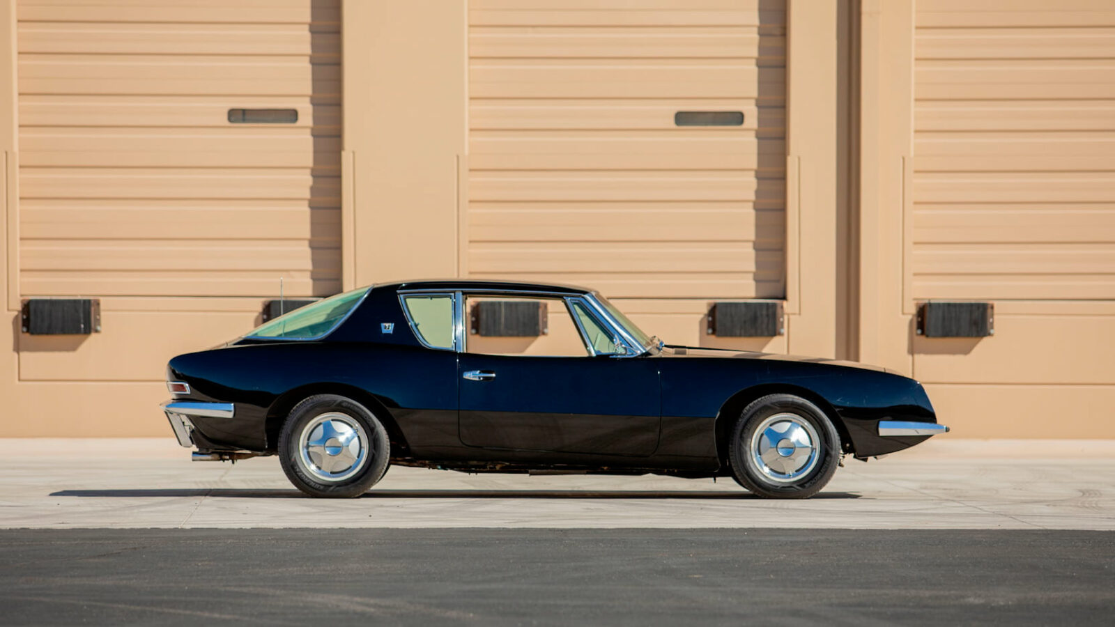 Studebaker Avanti "The World's Fastest Production Car"