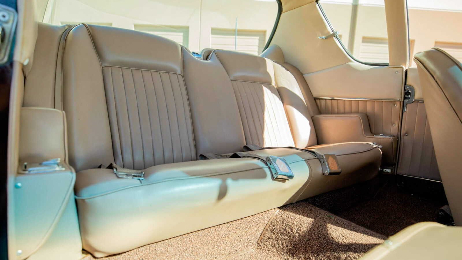 Studebaker Avanti "The World's Fastest Production Car"