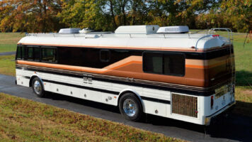 Retro Vanlife Luxury: A 1965 GMC Bus Motorhome