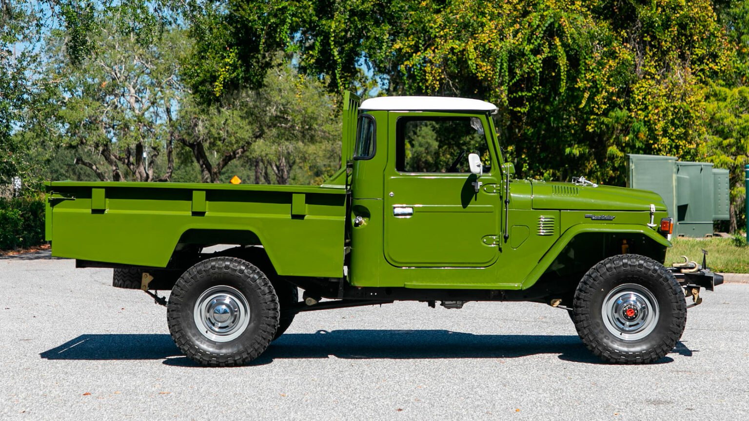 Bulletproof 4x4 Legend: A 1976 Toyota Land Cruiser FJ45 Pickup Truck