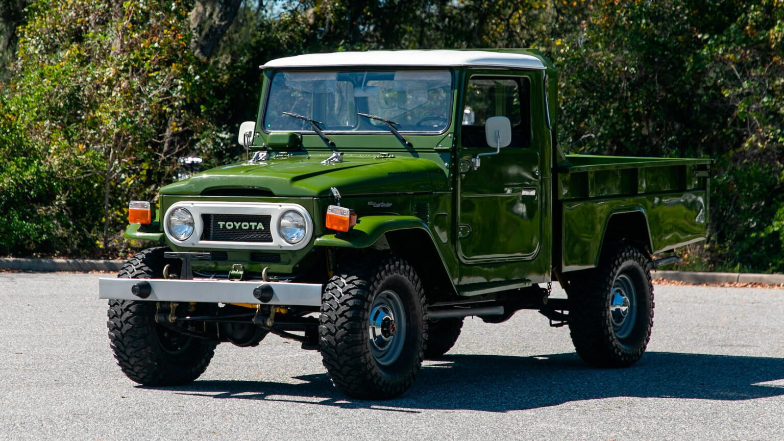Bulletproof 4x4 Legend: A 1976 Toyota Land Cruiser FJ45 Pickup Truck