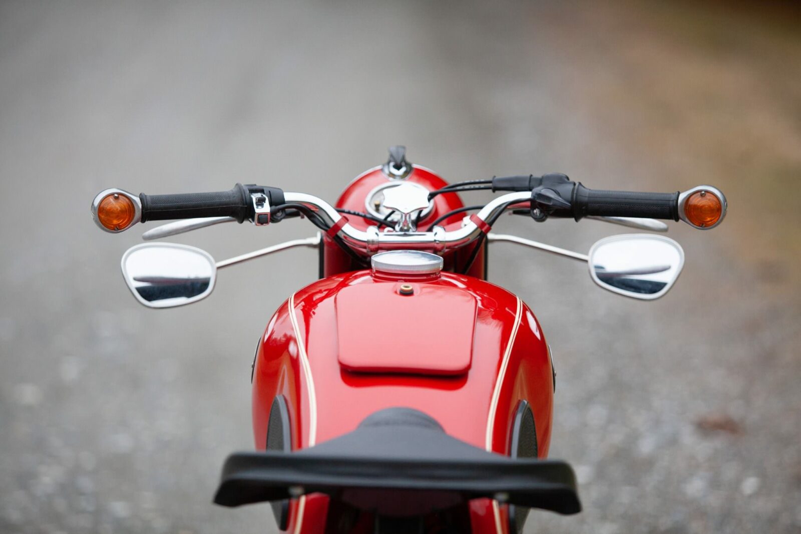 For Sale: A Beautiful BMW R69S