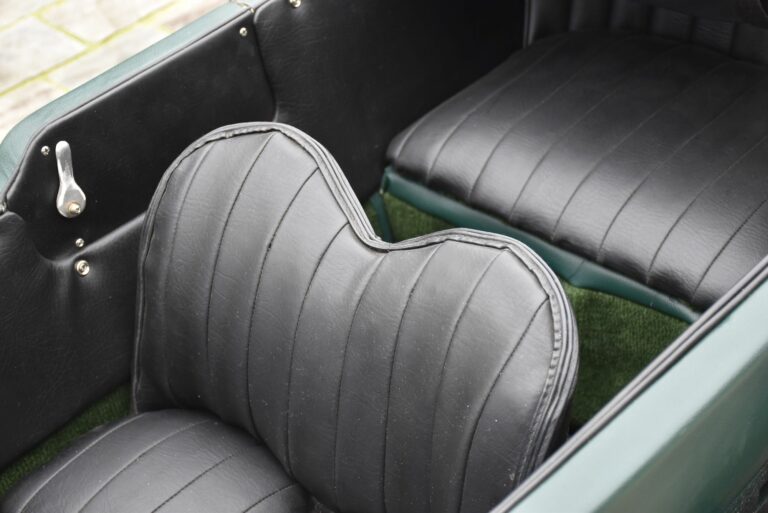 A 100% Electric Miniature Bentley – With Knobby Tires