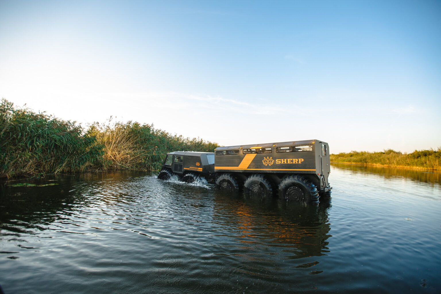 The Sherp N 1200: A Remarkable Ukrainian 4x4 That Can Swim