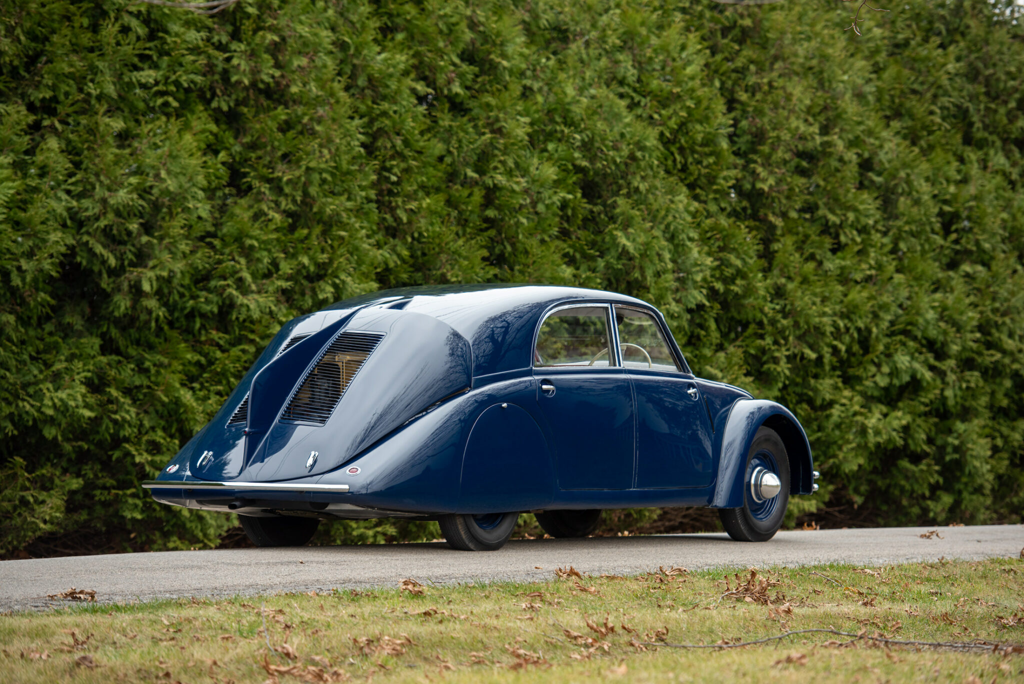 The Remarkably Futuristic Tatra T77 From 1934