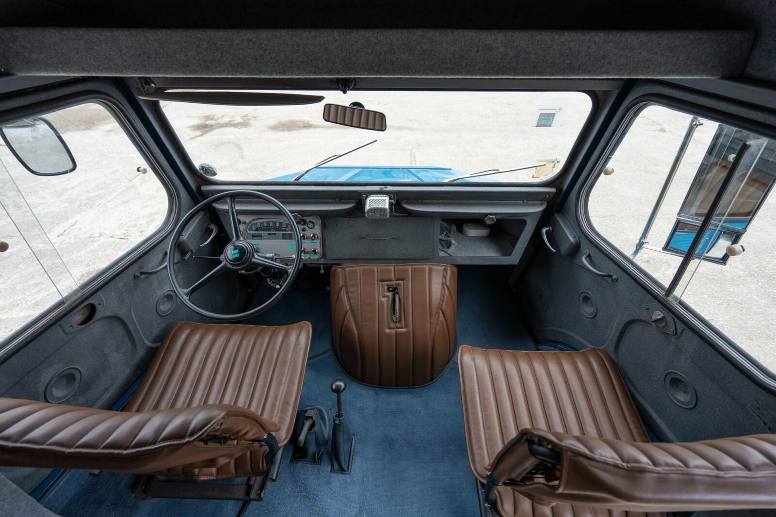 French Campervan Perfection: A 1969 Citroën HY Home-On-Wheels