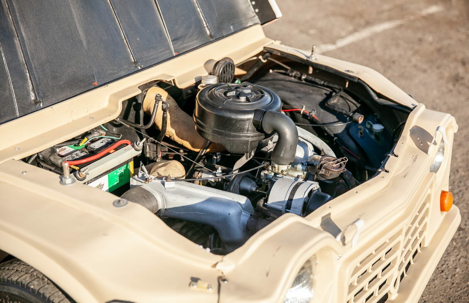 The Citroën Méhari: An Unusual Car Designed By A WWII Fighter Ace