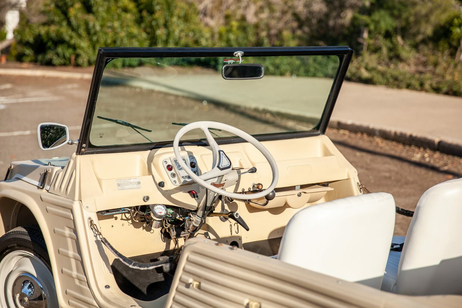 The Citroën Méhari: An Unusual Car Designed By A WWII Fighter Ace