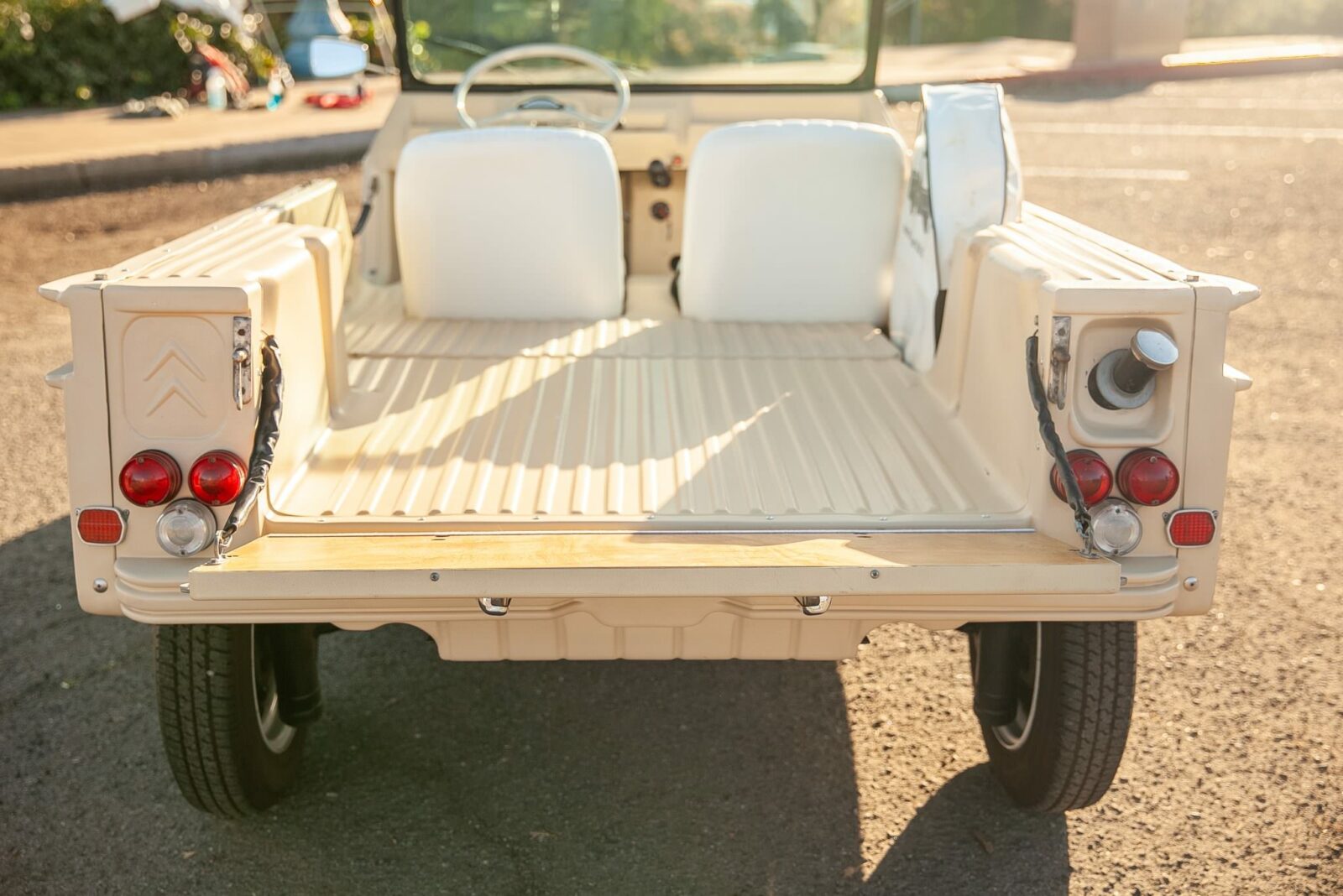 The Citroën Méhari: An Unusual Car Designed By A WWII Fighter Ace