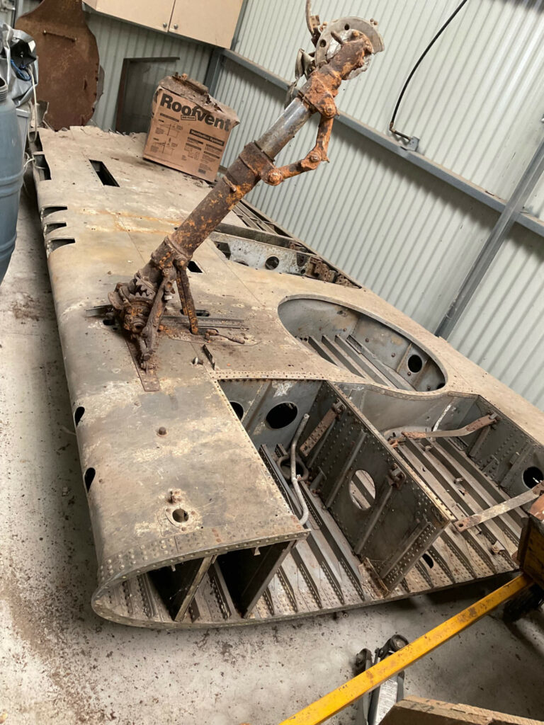 Curtiss P-40 Warhawk – Rescued After Being Buried For 50 Years On A ...
