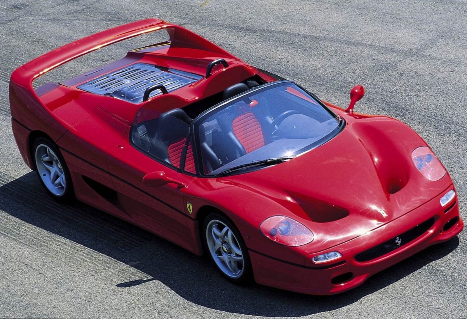 New-Old-Stock: A Ferrari F50 Crankcase With The Factory Crate