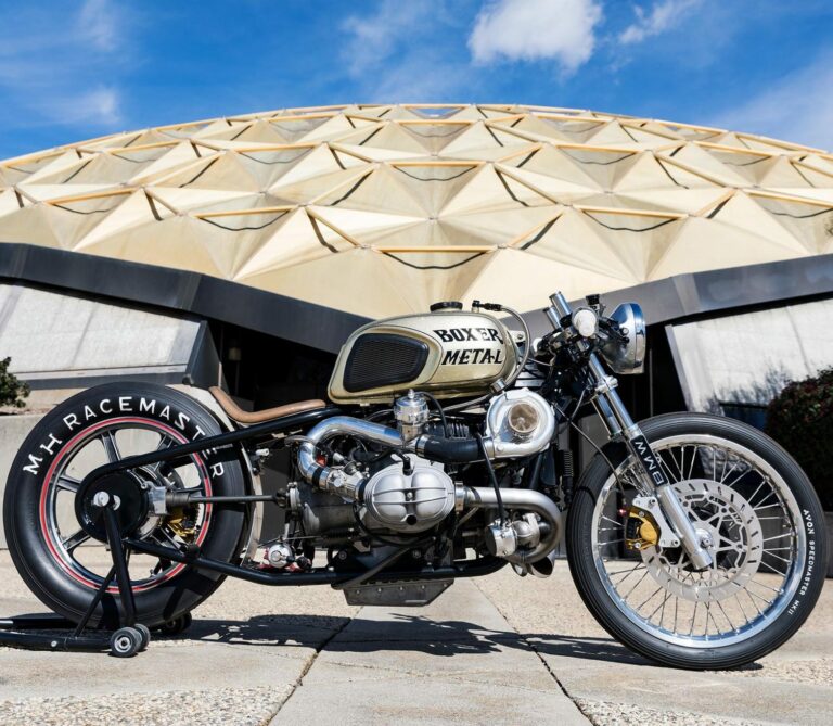 Motorcycle Madness: The Twin-Turbo Boxer Metal BMW R100