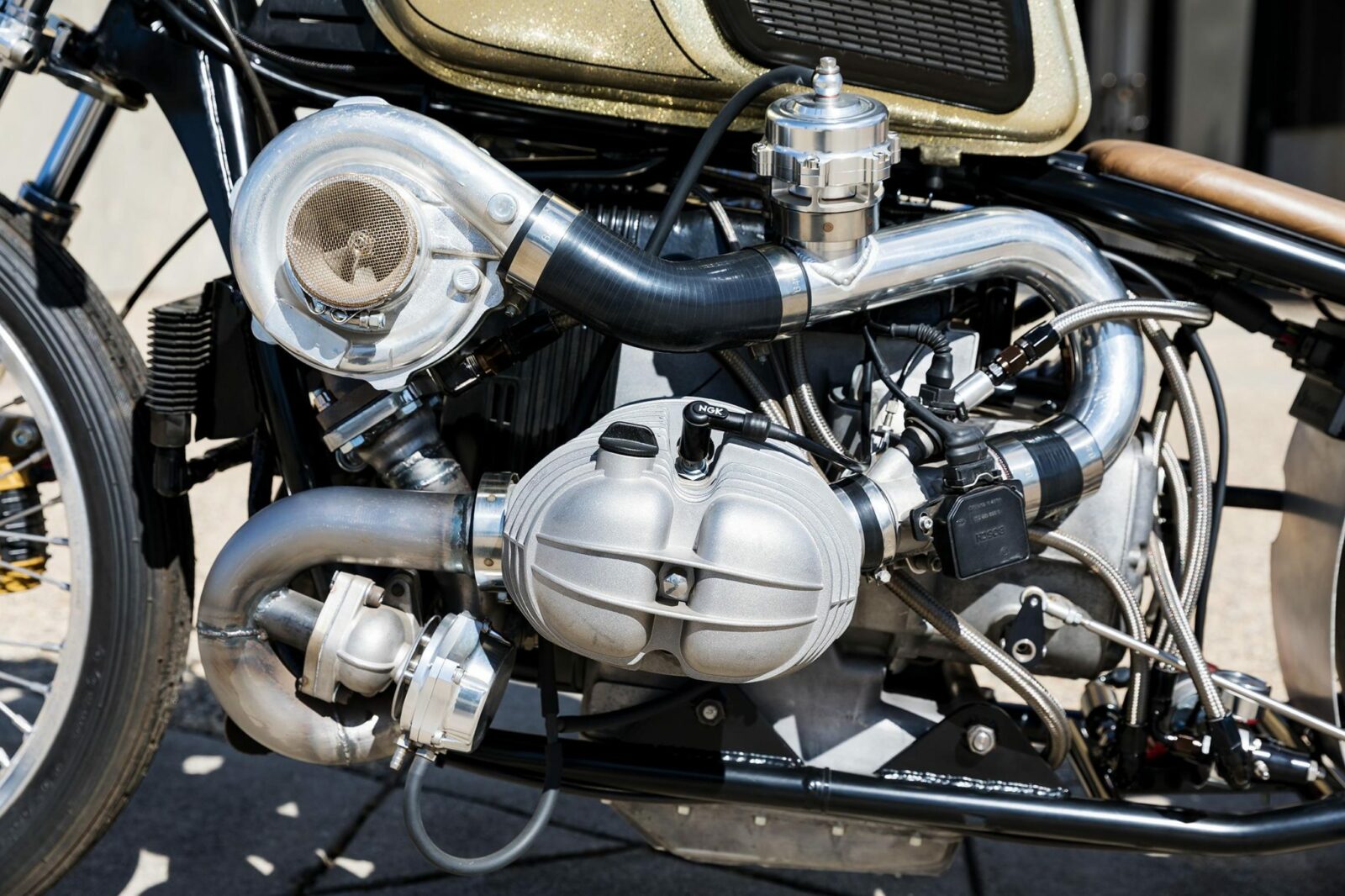 Motorcycle Madness: The Twin-Turbo Boxer Metal BMW R100