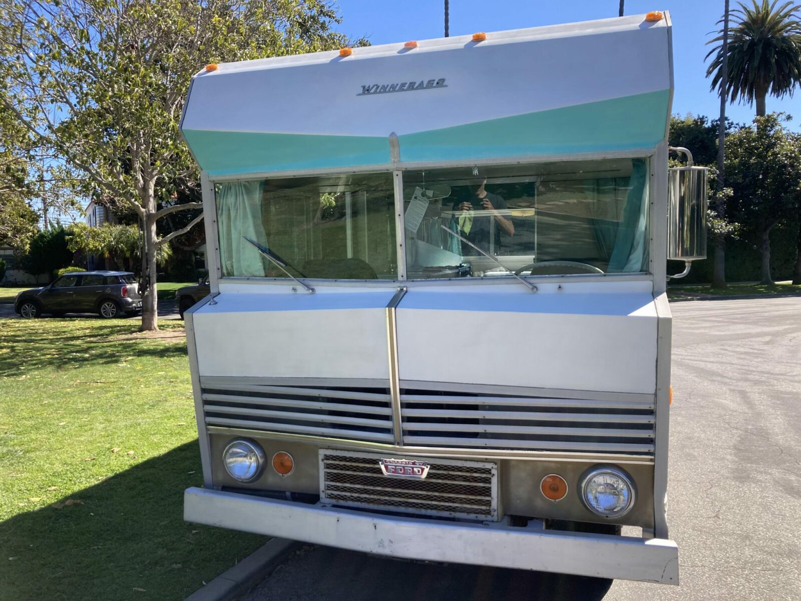 Retro 1960s Survivor: A Classic Winnebago F17 Camper