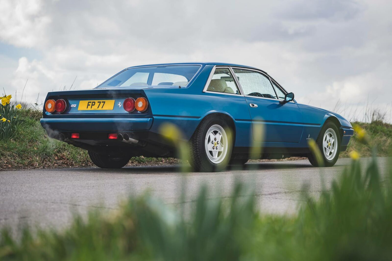 The Ferrari 412i: The Affordable Colombo V12 Ferrari