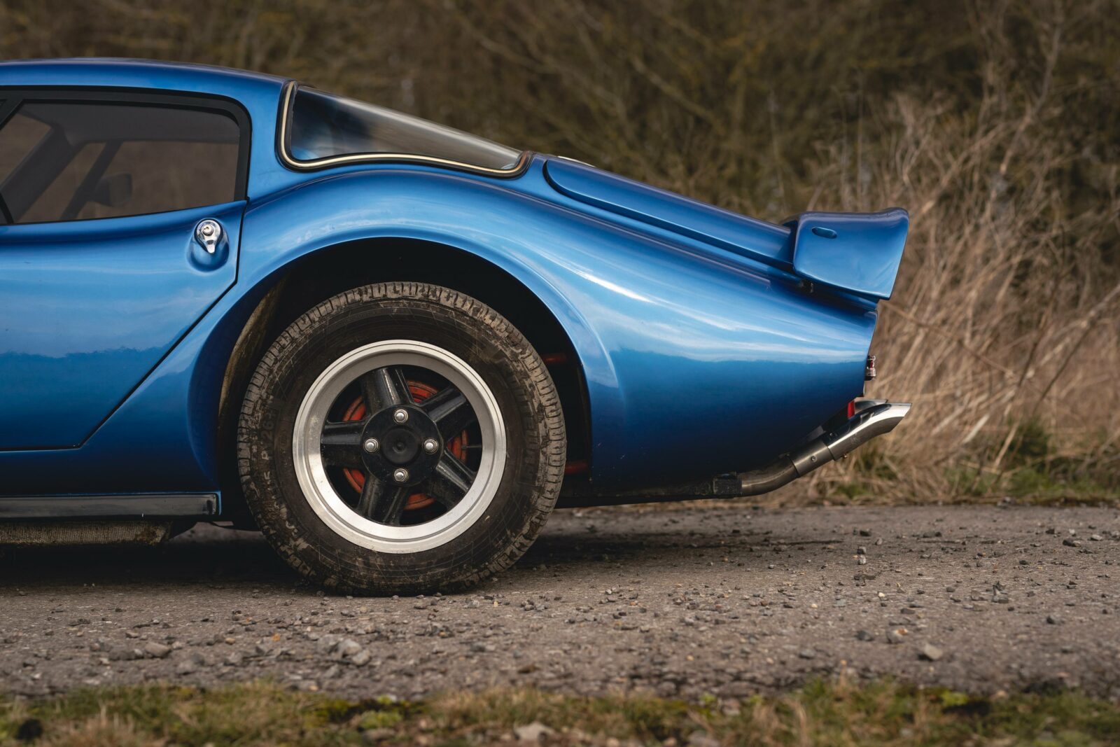 The Marcos Mantula – A Rare V8-Powered Lotus Killer