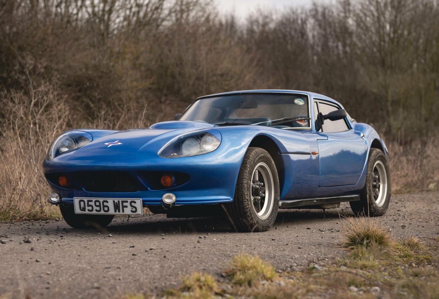 The Marcos Mantula – A Rare V8-Powered Lotus Killer